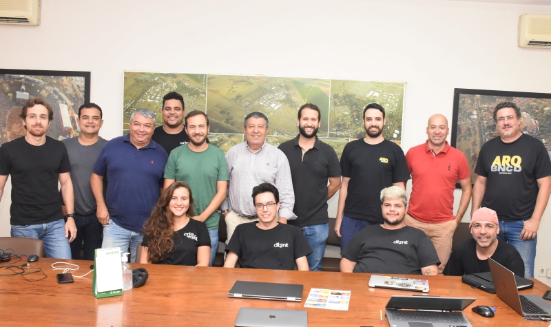 Reunião define detalhes do carnaval Bloquim, no Parque do Peão | Festa ...