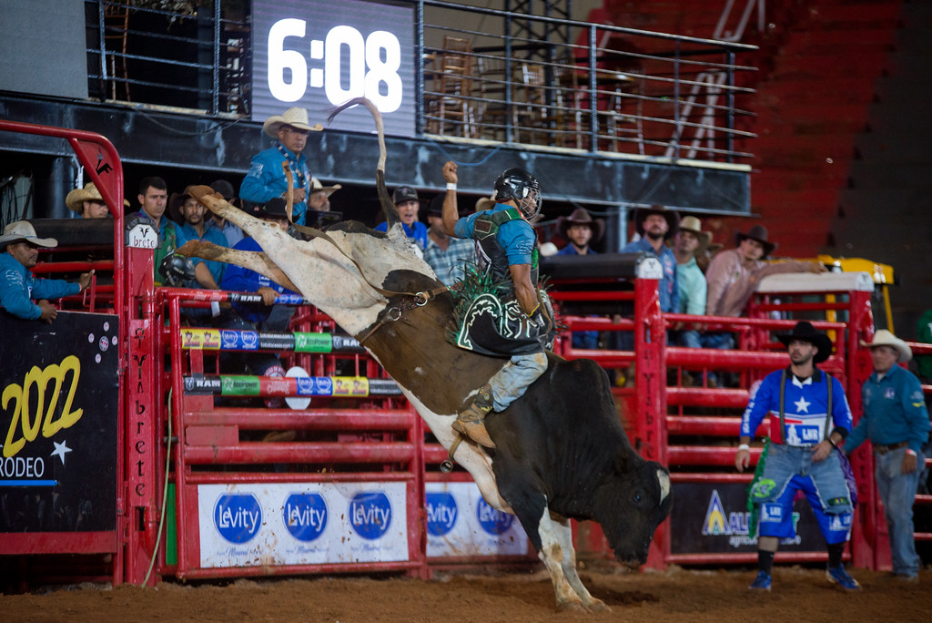 Festa do Peão de Barretos: programação esportiva tem finais de ...